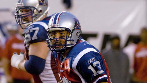 La retraite ou la NFL | Radio-Canada