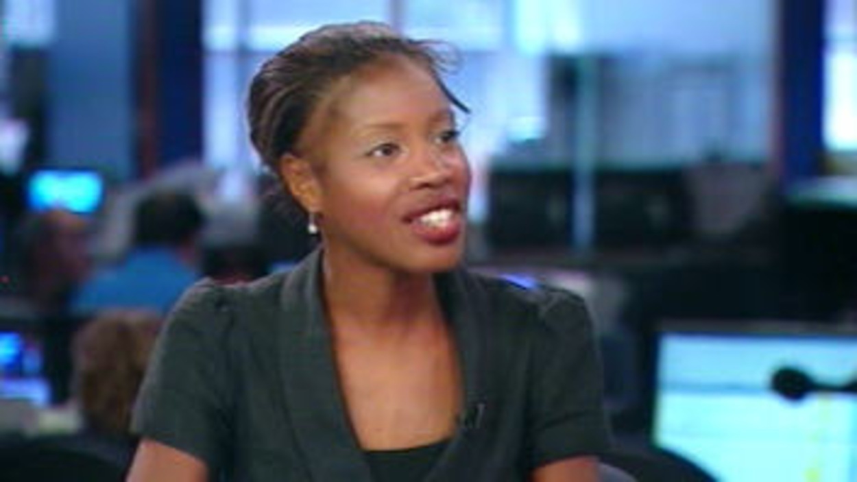 Yolande James défend sa politique | Radio-Canada