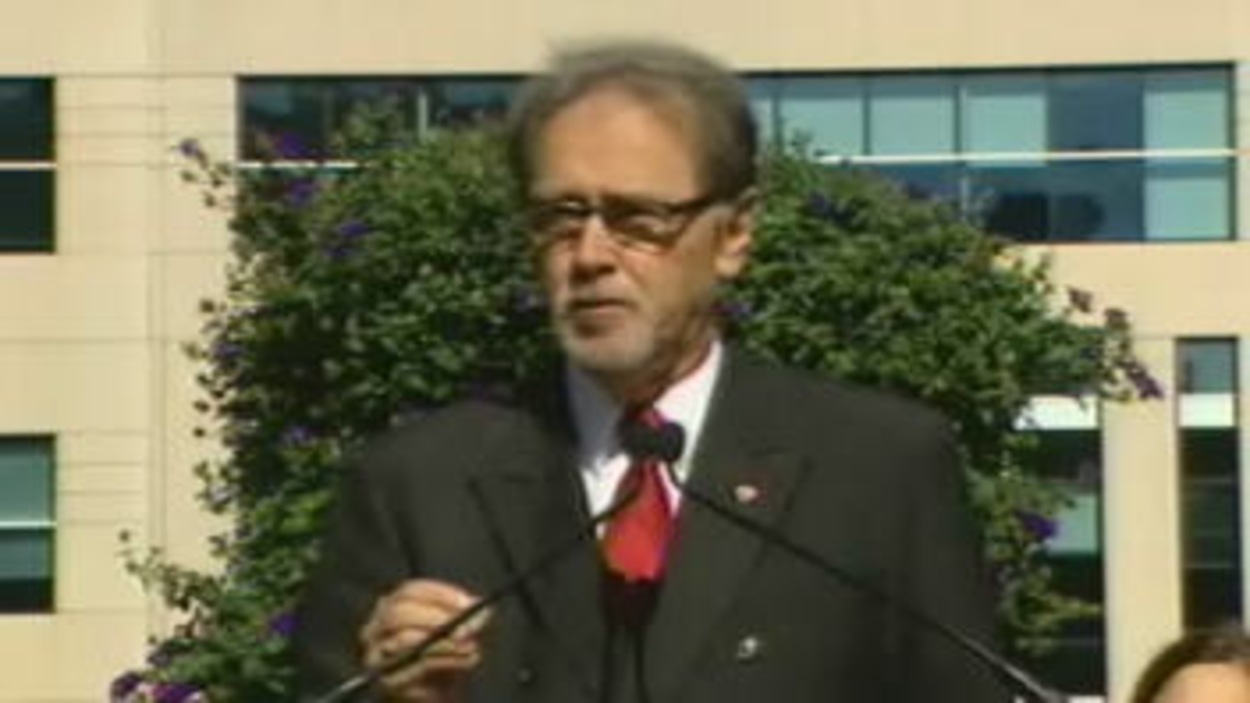 Damien Rousseau remplace Simon Bédard | Radio-Canada