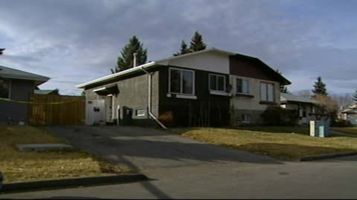 Bannir les armes électriques | Radio-Canada