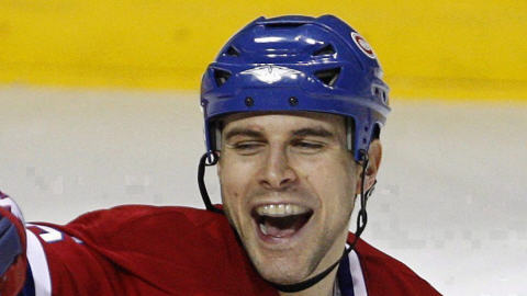 Kostopoulos en Caroline | Radio-Canada