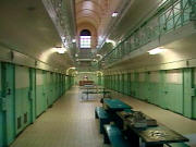 Les agents correctionnels améliorent leur sort | ICI.Radio-Canada.ca