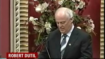 Robert Dutil sommé de démissionner | Radio-Canada