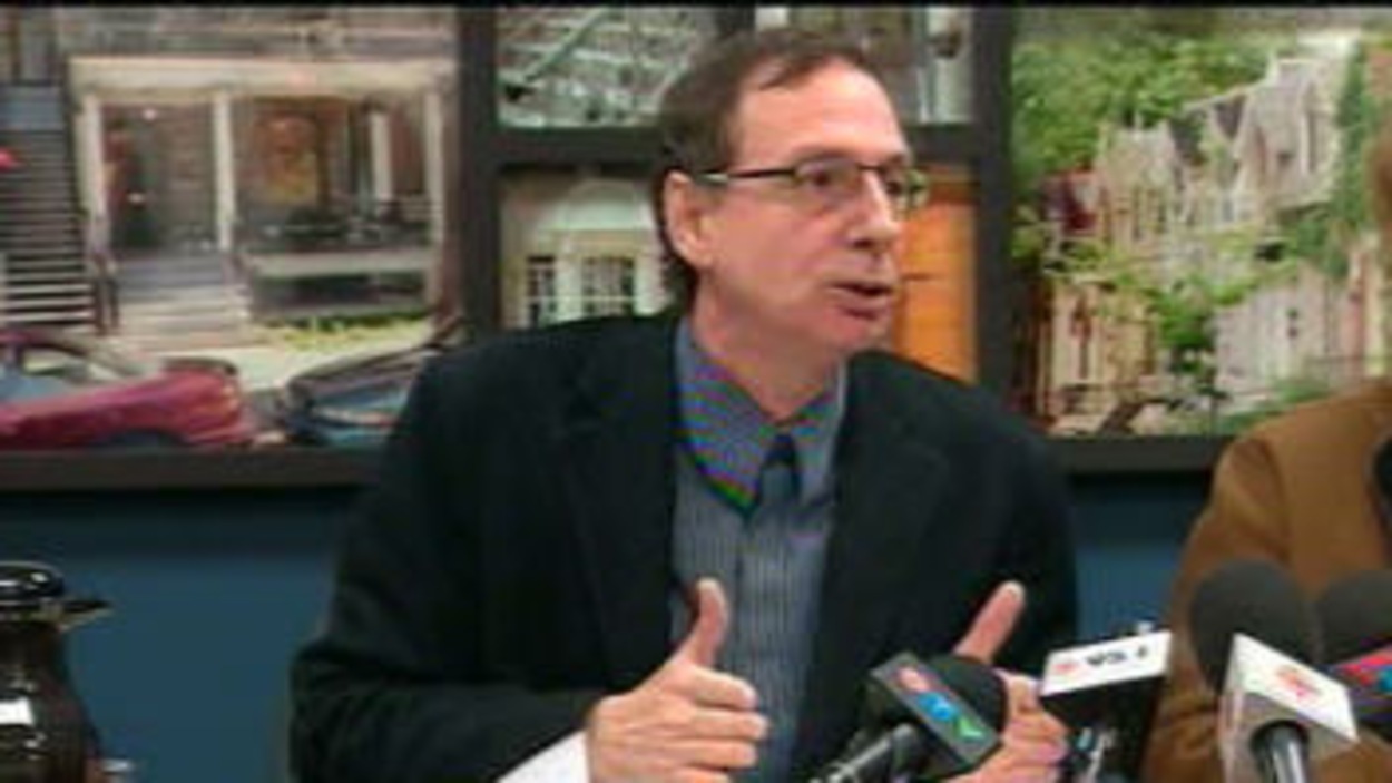 L'opposition dénonce la nomination de Michel Labrecque | Radio-Canada