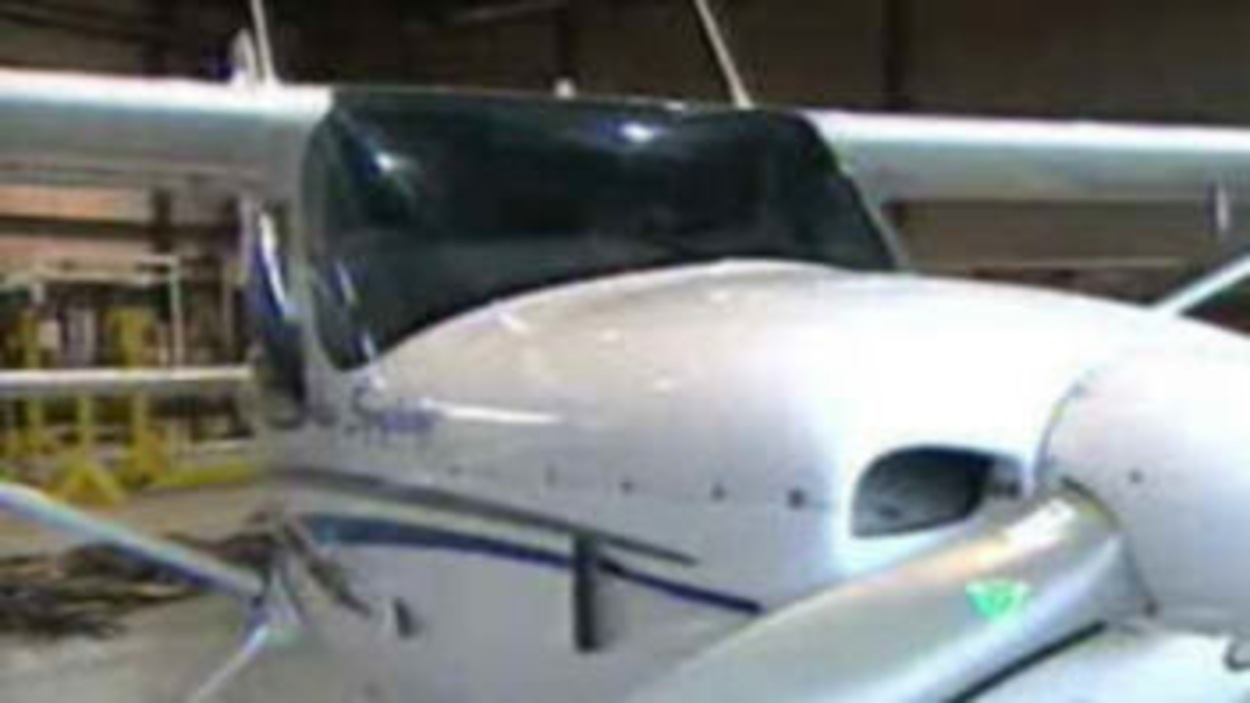 Aviatech inaugure son usine | Radio-Canada