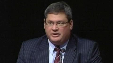 La tête du ministre Caplan réclamée | Radio-Canada