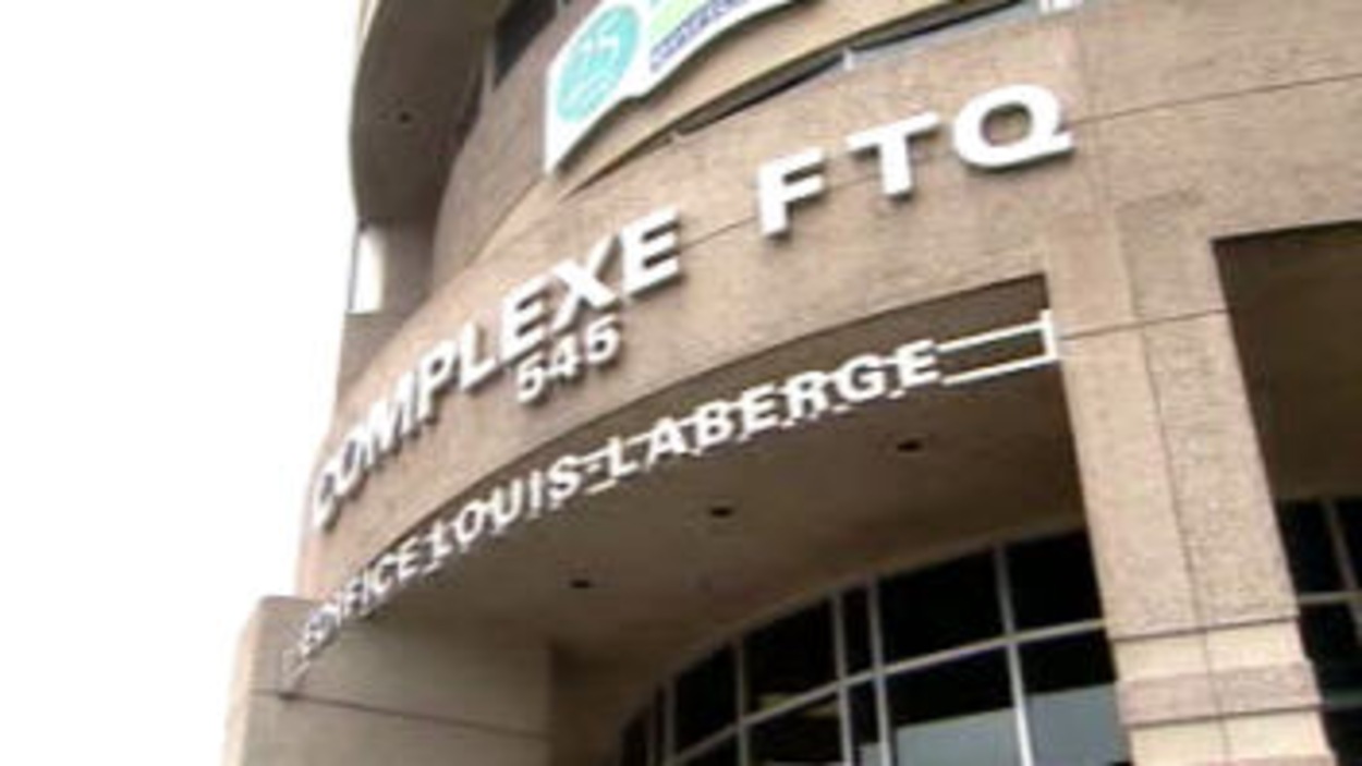 Quebecor retire une campagne du Fonds | Radio-Canada