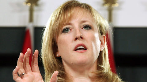 La ministre Raitt sur la sellette | Radio-Canada
