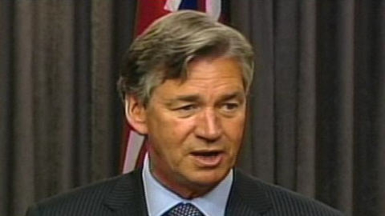 Gary Doer démissionne | Radio-Canada