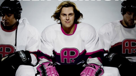 Première solo pour Alex Perron | Radio-Canada