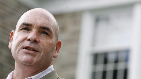 Smitherman dans la course | Radio-Canada