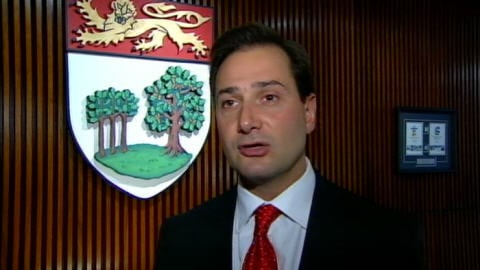 Un climat de méfiance | Radio-Canada