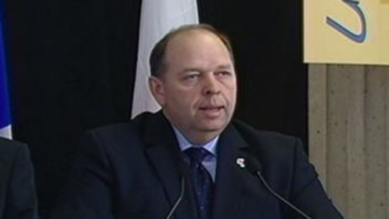 Claude Rousseau prêt à passer le flambeau | Radio-Canada