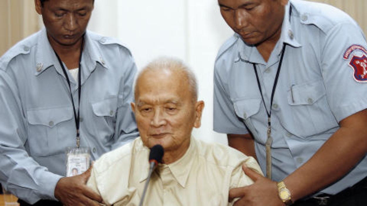 Deux acolytes de Pol Pot accusés de génocide | Radio-Canada