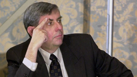 John Roth réclame une protection de 1 G$ | Radio-Canada