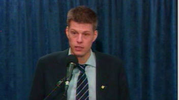 Adam Giambrone abandonne la course | Radio-Canada