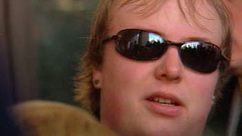 Isaiah May meurt dans les bras de ses parents | Radio-Canada