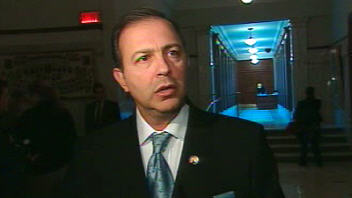 Sam Hamad s'engage | Radio-Canada