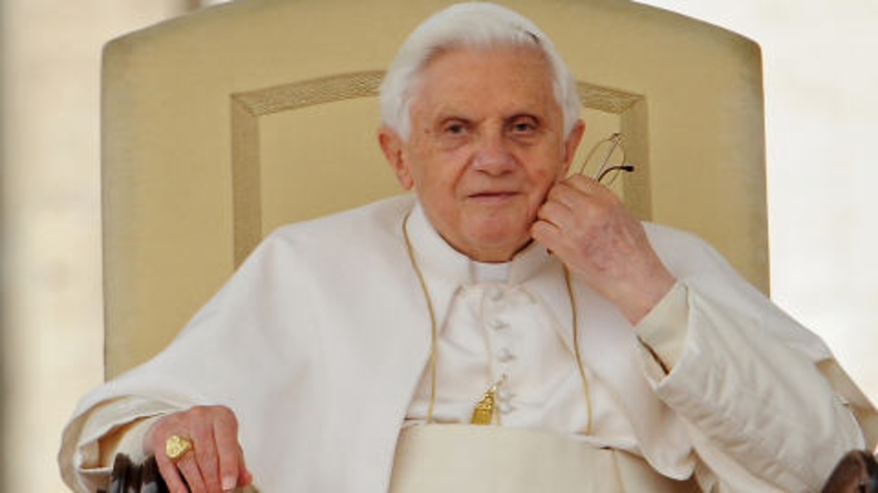 Le pape Benoît XVI promet d'agir | Radio-Canada