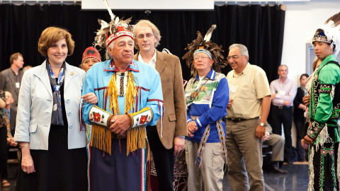 Une entente historique est signée à Montréal | Radio-Canada