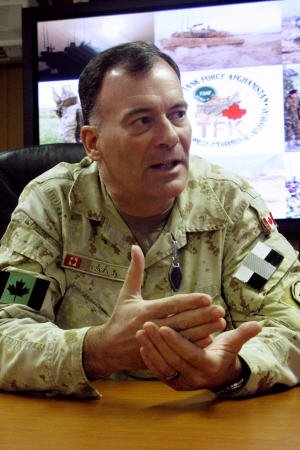 L'avertissement du lieutenant-général Lessard | Radio-Canada