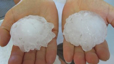 Un orage cause des dégâts importants | Radio-Canada