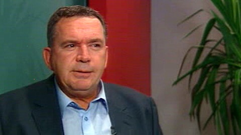 Un militant libéral contredit Bellemare | Radio-Canada