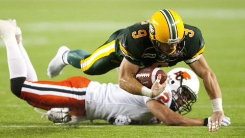 Sanchez reste à Vancouver | Radio-Canada