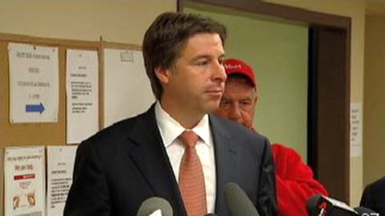 Promesses douteuses, selon les partis | Radio-Canada