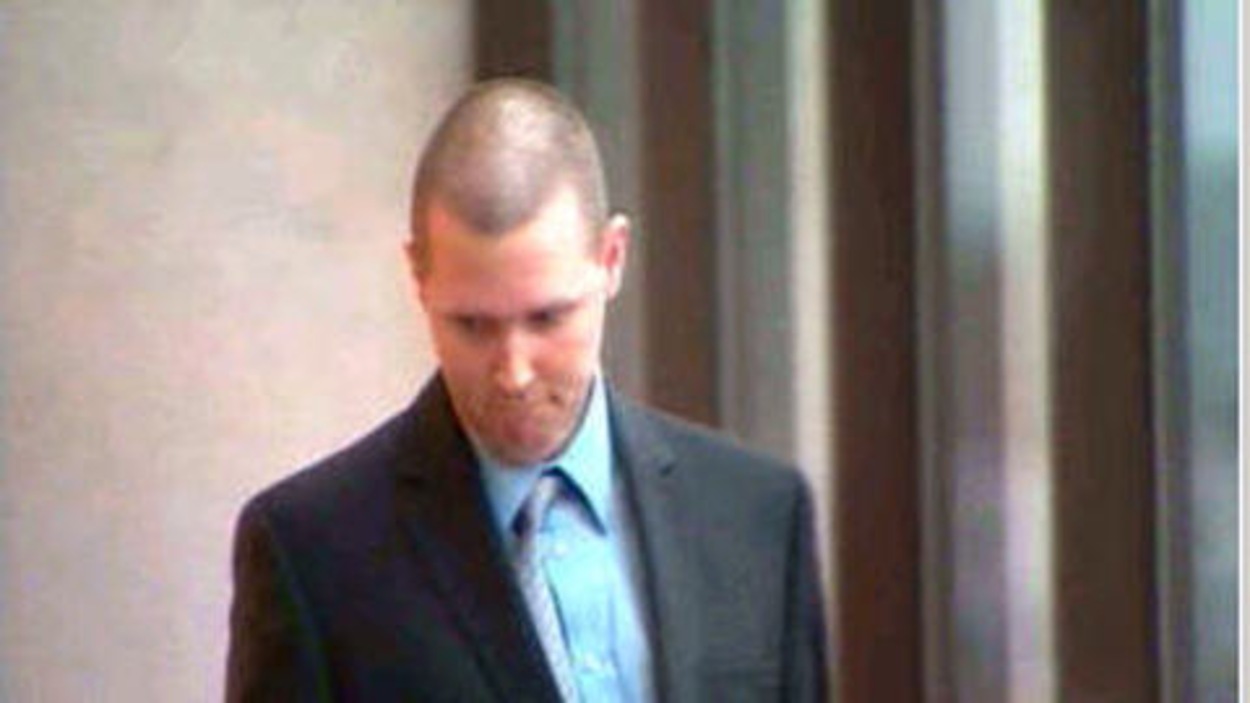 12 mois dans la collectivité pour le Dr Gendron | Radio-Canada