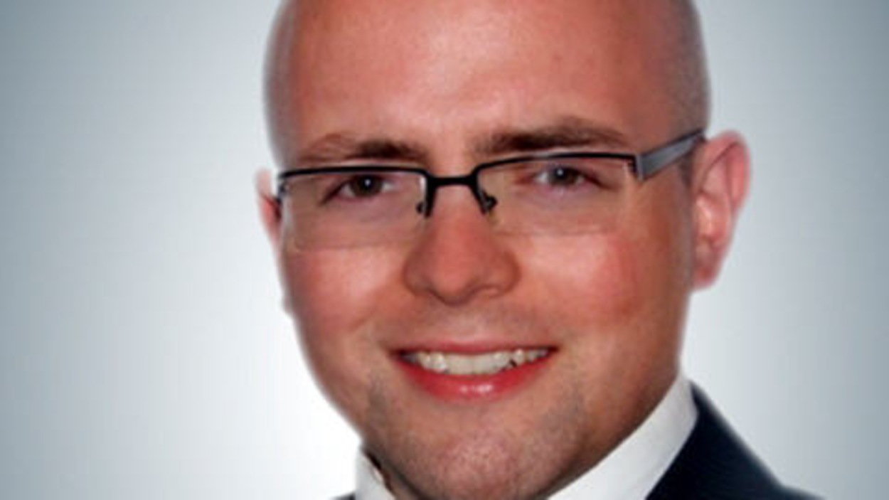 Jesse Travis prend la relève | Radio-Canada