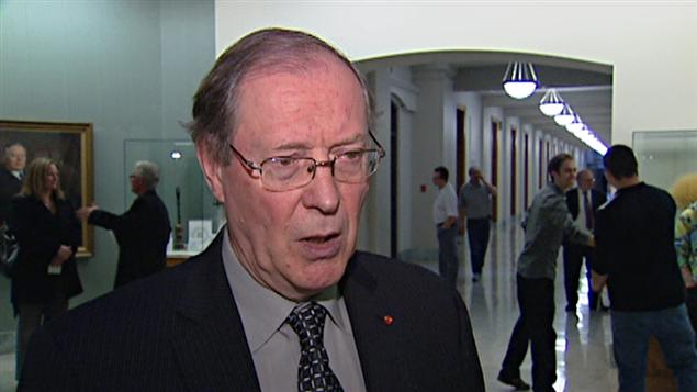 Réactions des organismes francophones au budget provincial | Radio-Canada