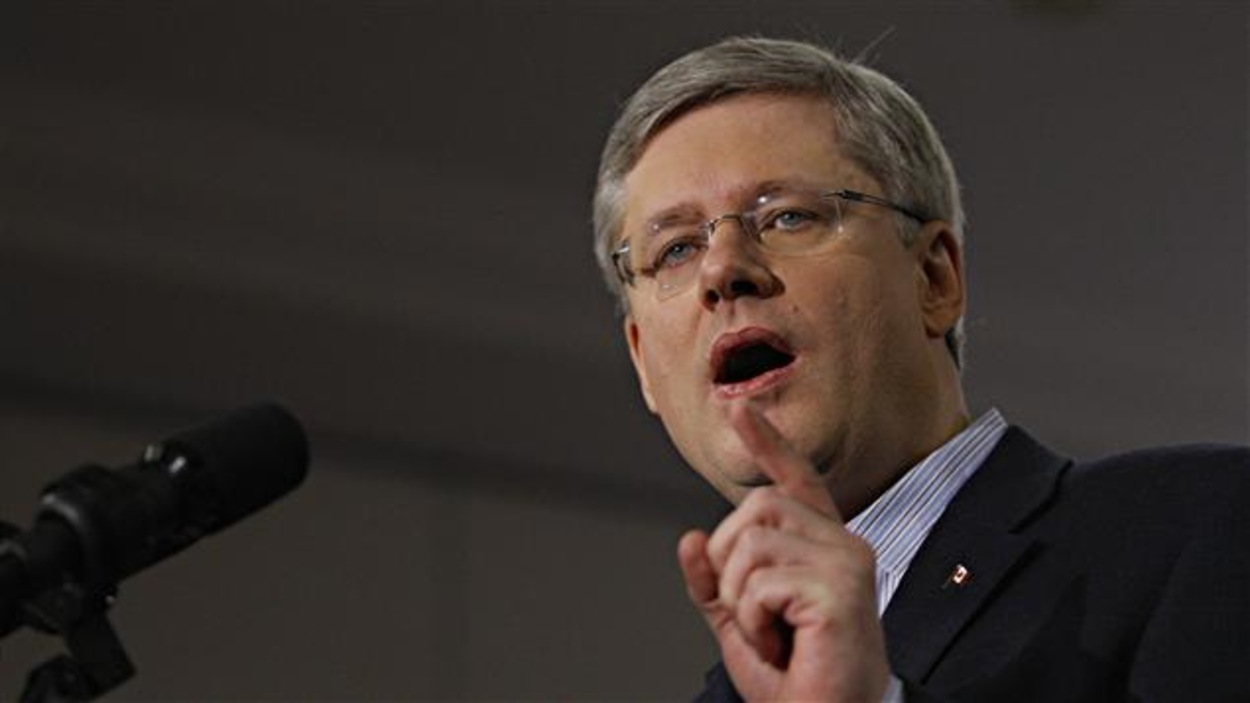 Harper attaque « la coalition », avec quelques contradictions | Radio ...