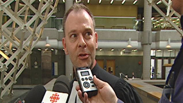 La prison pour la mort de son oncle | Radio-Canada