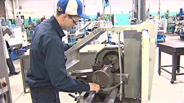 Mobilisation pour contrer la pénurie de machinistes | Radio-Canada