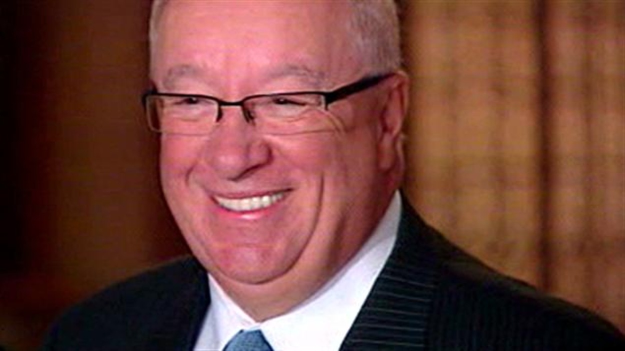 Des appels de Jacques Demers pour appuyer Carol Néron | Radio-Canada