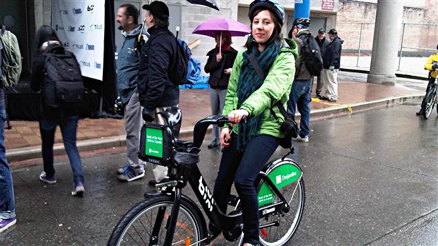 Le service de location de vélos Bixi est lancé à Toronto | Radio-Canada
