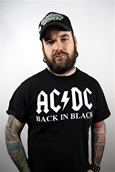 Le Pouzza Fest : punk, poutine et pizza pendant trois jours | Radio-Canada