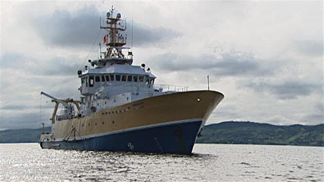 Scruter le fond de la rivière Saguenay | Radio-Canada