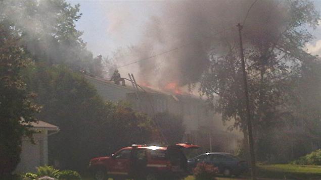 Incendie d'un semi-détaché dans le secteur d'Aylmer | Radio-Canada