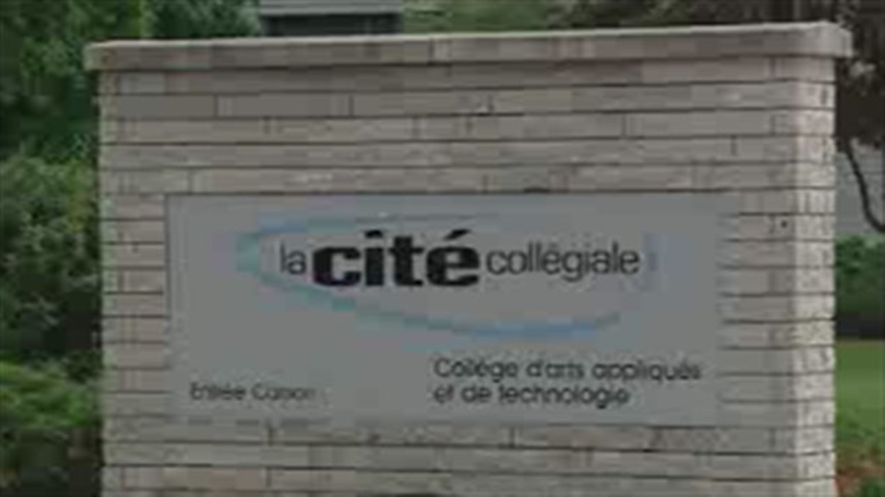 Nouvelle entente entre La Cité collégiale et l'Hôpital Montfort | Radio ...