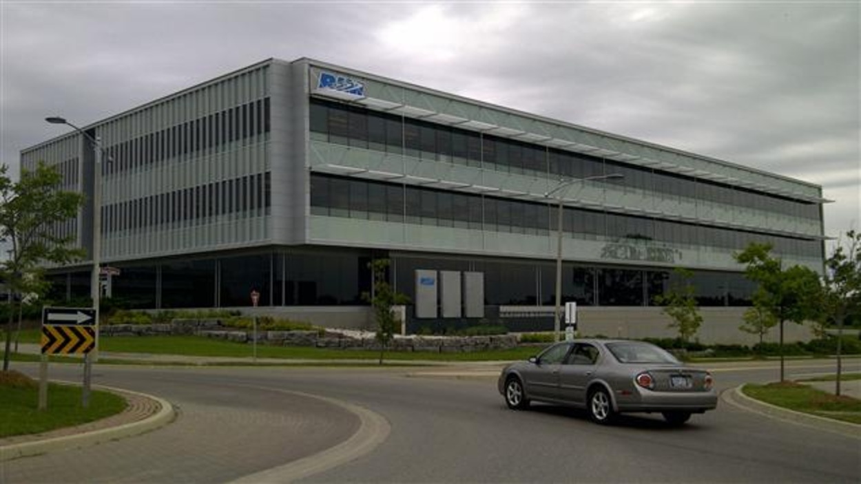 Crise chez RIM: la communauté s'inquiète | Radio-Canada