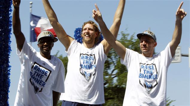 Dallas en liesse | Radio-Canada