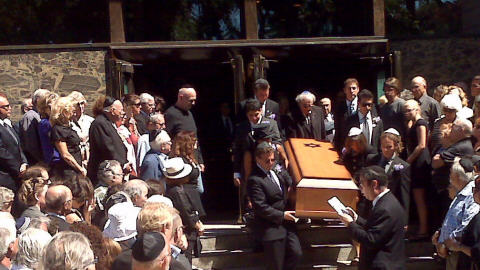 Derniers adieux à Ruth Asper | Radio-Canada