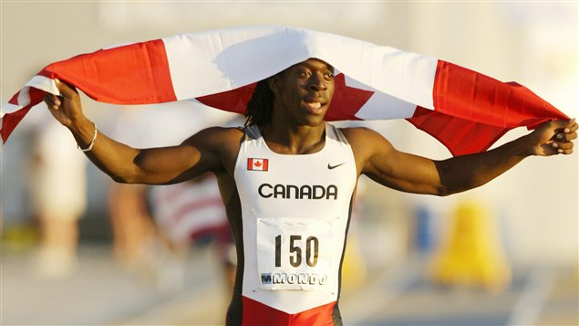 Bon début pour les deux Warner | Radio-Canada