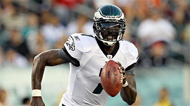 Un retour au jeu pour Vick face aux Giants | Radio-Canada