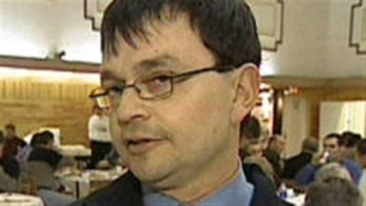 Le conservateur Jacques Gourde critique le NPD | Radio-Canada