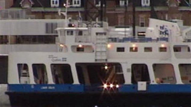Un seul traversier en fonction entre Québec et Lévis | Radio-Canada