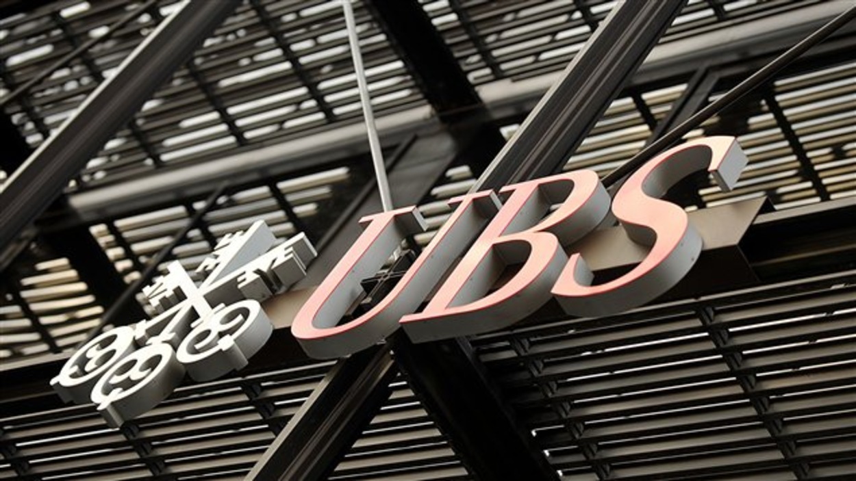La banque UBS pourrait perdre sa note de crédit | Radio-Canada
