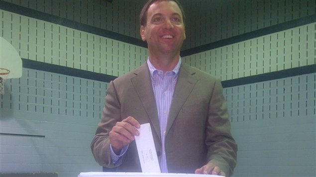 Le chef conservateur, Tim Hudak a déjà voté | Radio-Canada